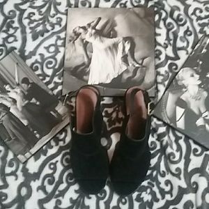 Old Navy | Shoes | Block Heels With Side Cutouts | Poshmark
